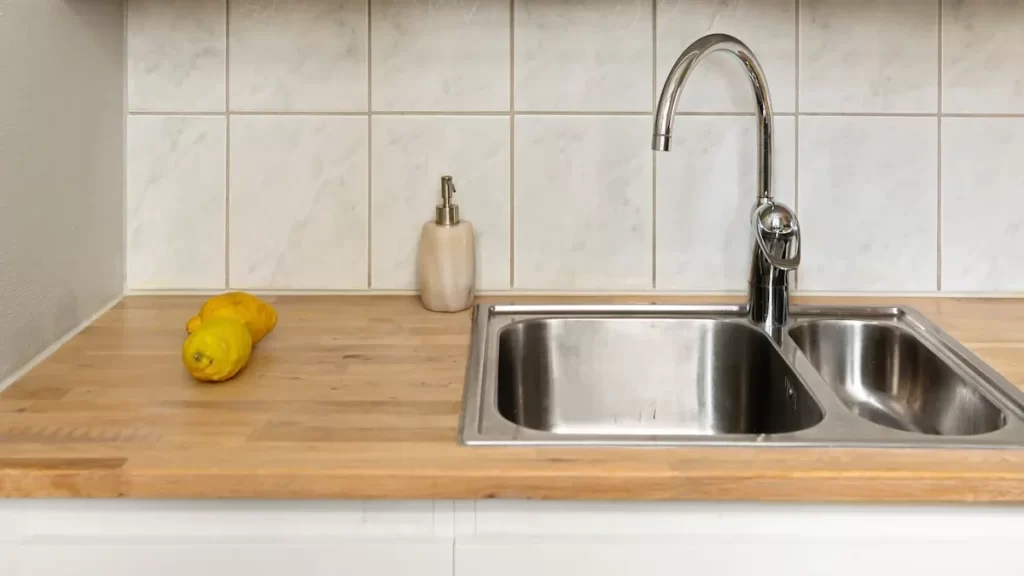 Top 3 reasons to choose kitchen sink with drainboard - XinHe